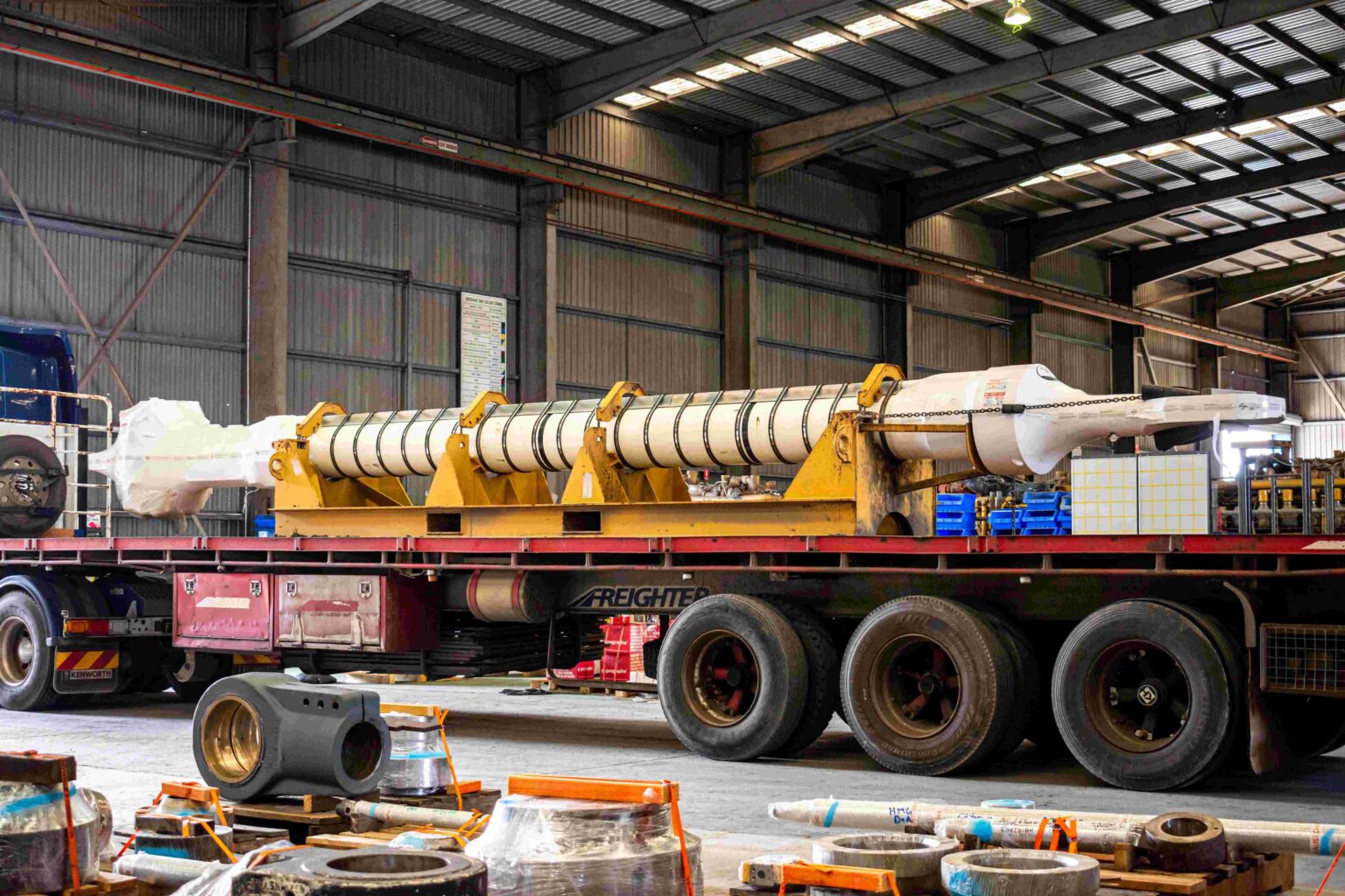 Hydracrowd Hydraulic Cylinder: Repaired, Serviced & back into ...